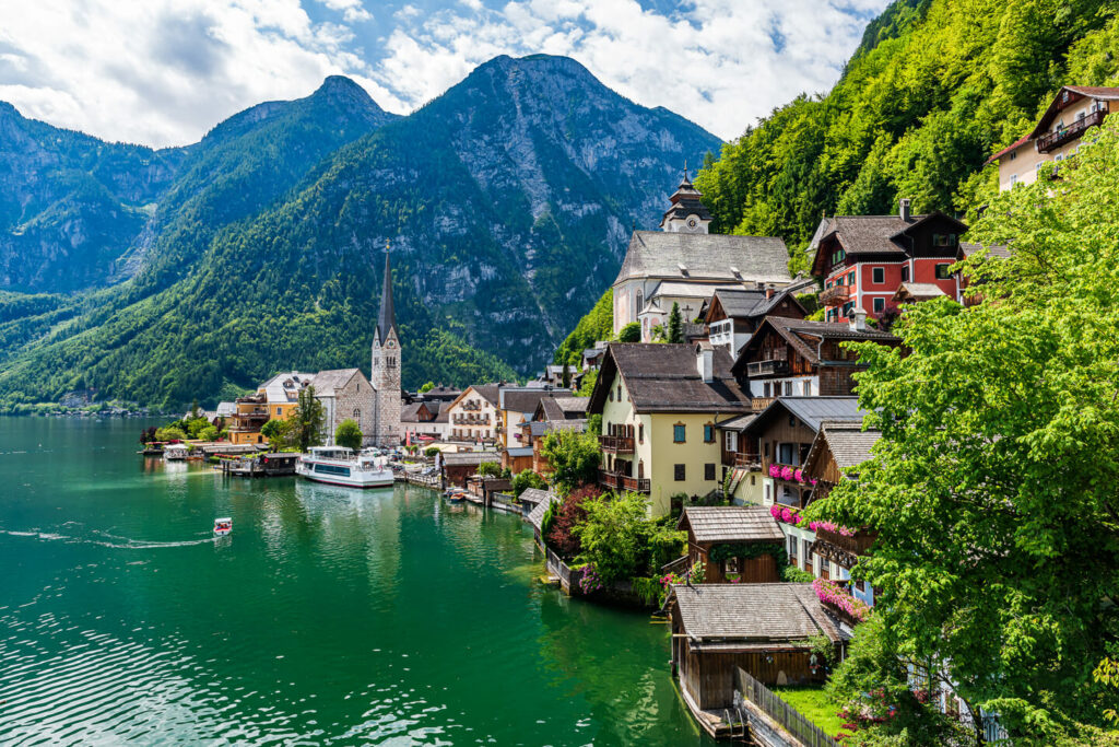 Highlights in Austria: Top Attractions & Historic Hotels