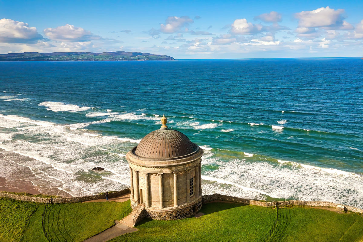 Highlights in Northern Ireland: Attractions & Historic Hotels